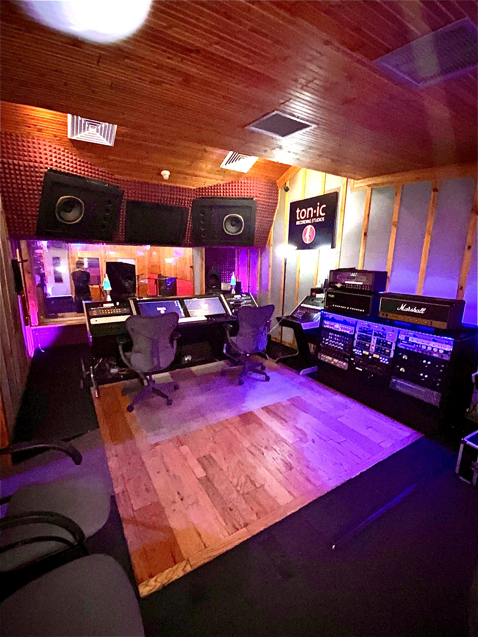 Studio - ton•ic Recording Studios